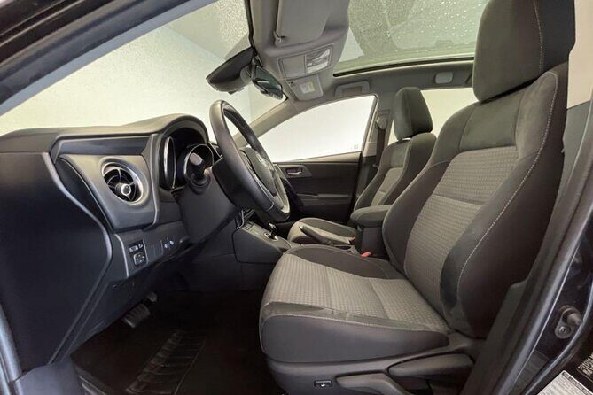 Private transfer CDG Airport from or to Paris - What to Expect: From Landing to Departure