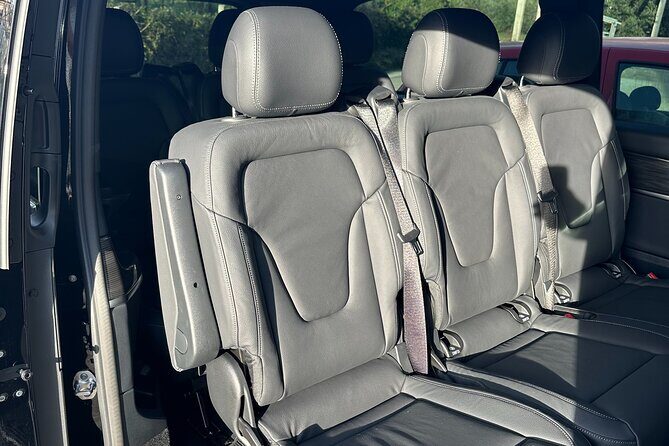 Private Transfer from Dubrovnik to Split - Seamless Pickup and Personal Service