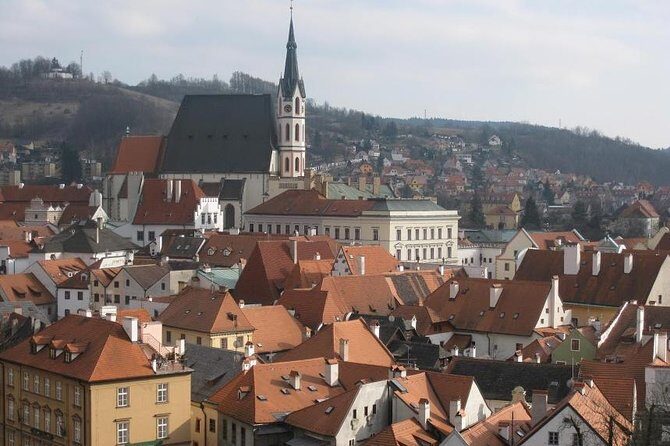 Private transfer in a Sanitized Car Prague to Vienna with 2h stop Cesky Krumlov - The Journey: What You Can Expect