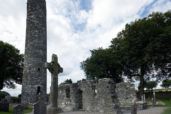 Private VIP Whiskey Tour from Dublin with Slane Castle Distillery - FAQs