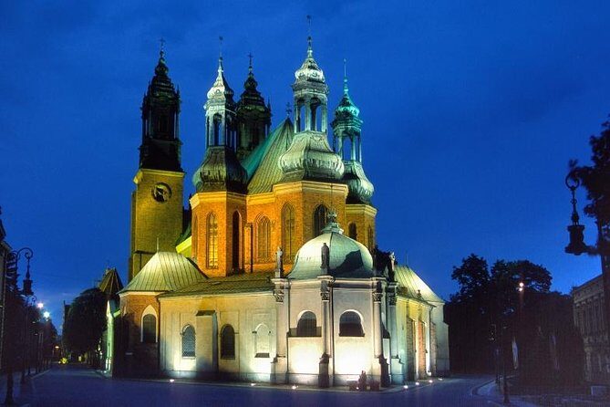 Private walking city tour in Poznan - Why This Tour Works Well