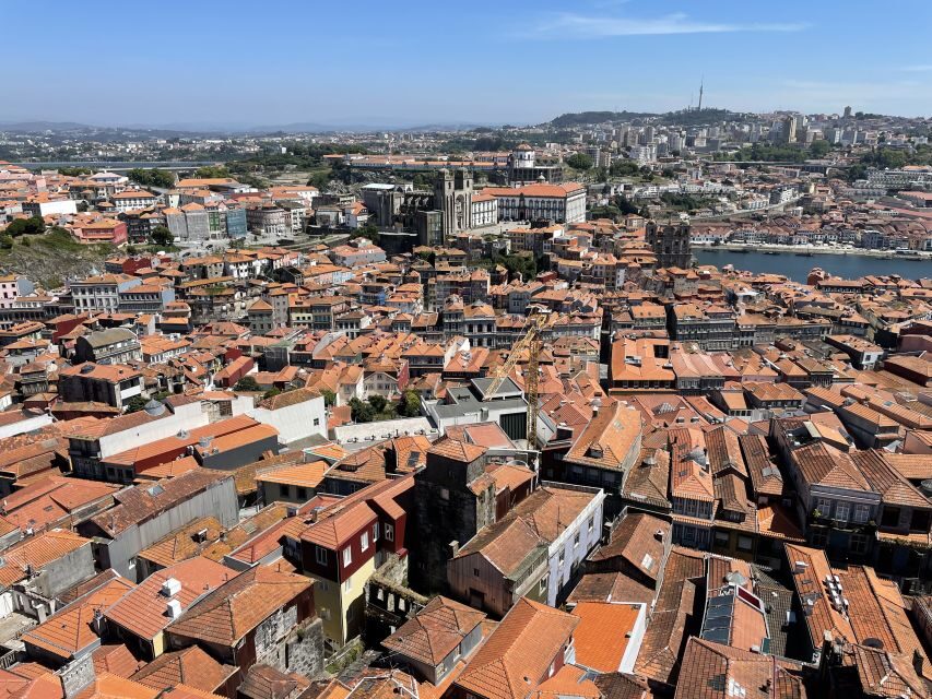Private Walking Tour in Porto incl. Livraria Lello ticket - Detailed Breakdown of the Itinerary