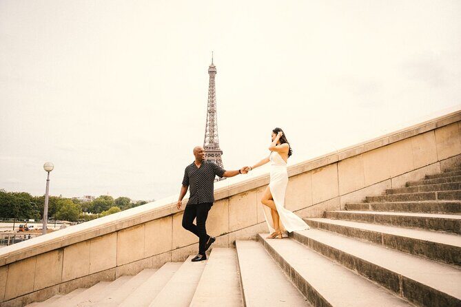 Professional Eiffel Tower Photo Tour with VOGUE Photographer - Why This Tour Is a Great Choice