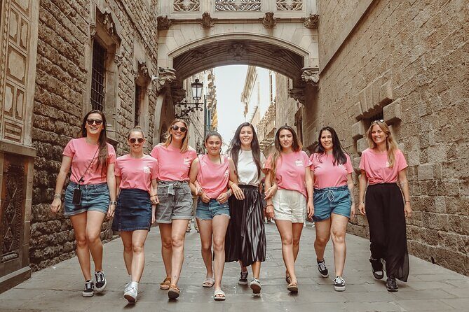 Professional Photoshoot Tour - Barcelona's iconic locations - Exploring the Itinerary in Detail