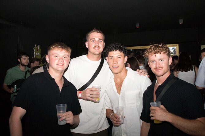 Pub Crawl Barcelona: 4 nightclubs + shots + skip-the-line entry - In-Depth Review of the Barcelona Pub Crawl Experience