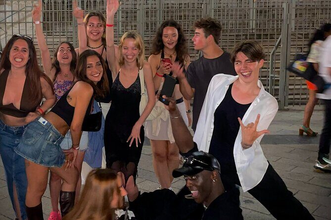 Pub Crawl Nice : Drink, Laugh, Meet the World - Whats Included and Whats Not