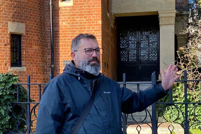 Queen Highlights Walking Tour of London - The Itinerary: A Closer Look