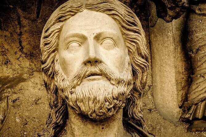 Reims Scavenger Hunt and Highlights Self Guided Audio Tour - Detailed Breakdown of the Itinerary