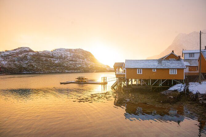 Reine, Hamnøy, Sakrisøy Photo Tour from Svolvær - Itinerary Breakdown