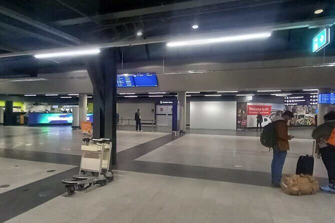 Reykjavik Iceland: Private Transfer to/from Keflavik Airport KEF - Who Will Love This Service?