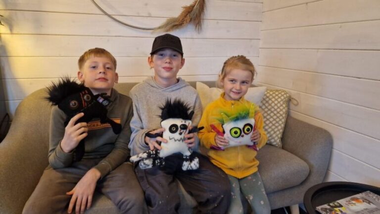 Reykjavik: Make an Icelandic Wool Monster - The Setting and Location
