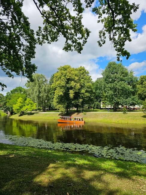 Riga: Private Boat Tour with Sparkling Wine - Authentic Insights from Travelers