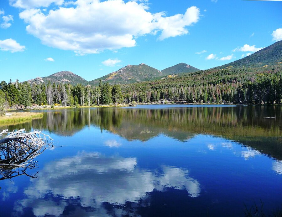 Sprague Lake in autumn Rocky Mountain National Park