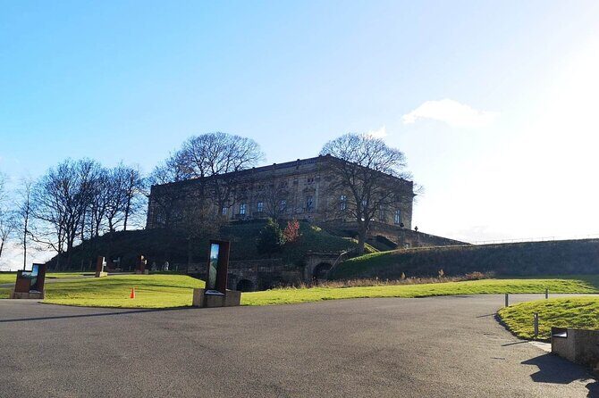 Robin Hoods Nottingham: Interactive Game & Walking Tour - Who is this tour best suited for?