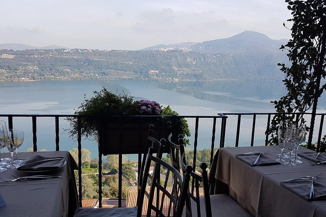 Roman Countryside: Wine and Food Tasting, Semi-Private Day Tour - What Makes This Tour Stand Out?