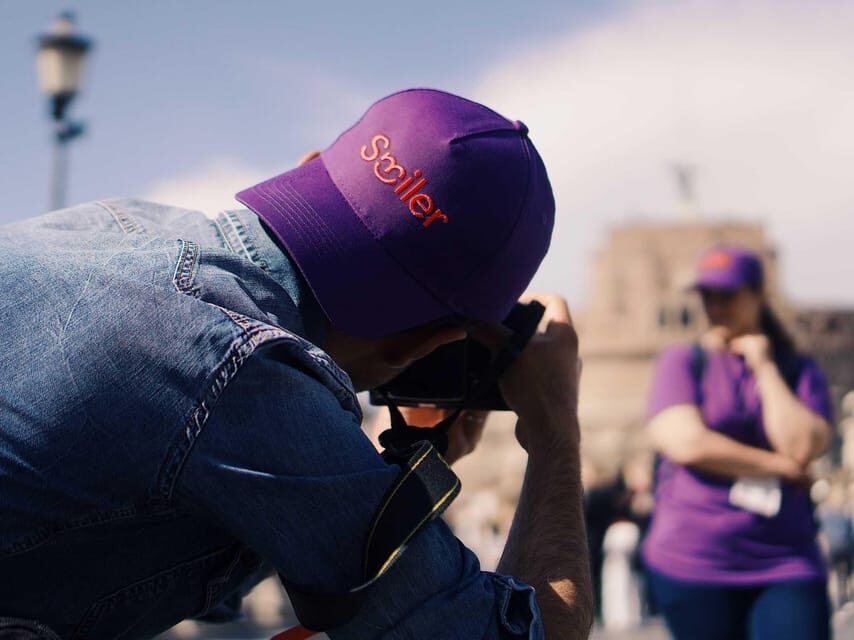 Romantic Photoshoot Experience for Couples in Barcelona - Detailed Breakdown of the Itinerary