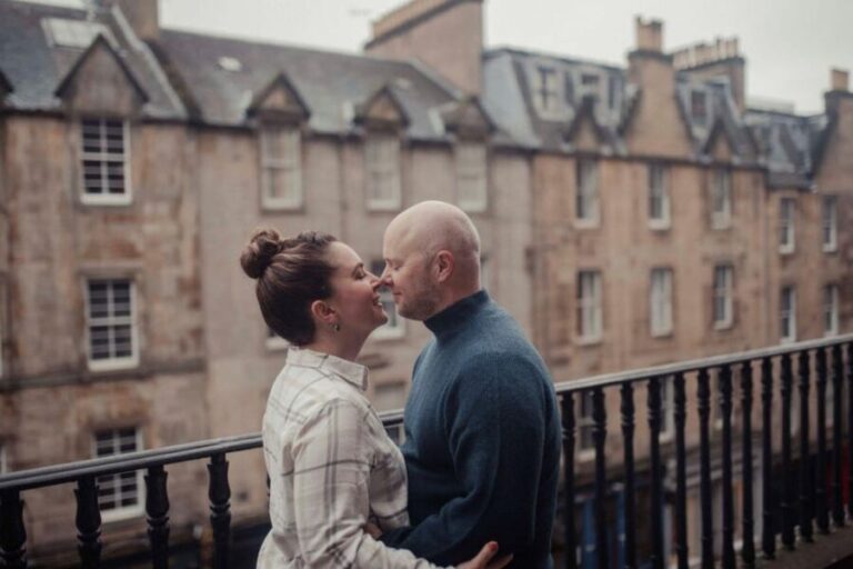 Romantic Photoshoot Experience for Couples in Edinburgh - Who Will Love This Experience?