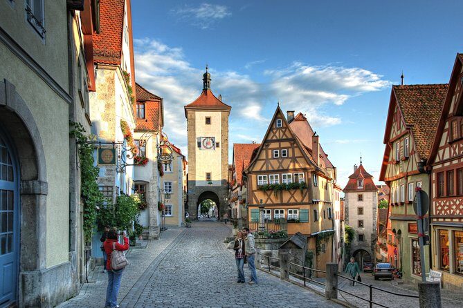 Romantic Road Coach Trip from Frankfurt to Rothenburg/round trip - An Overview of the Tour Experience