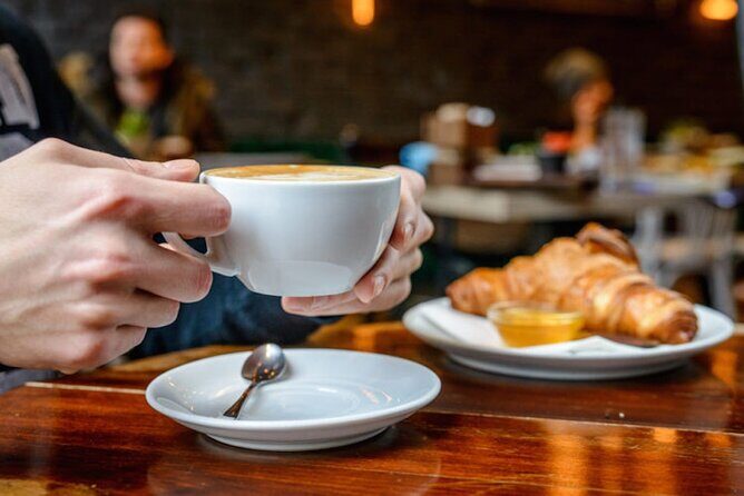 Rome at Sunrise Walking Tour: Pantheon Trevi Fountain & Breakfast - Detailed Breakdown of the Itinerary