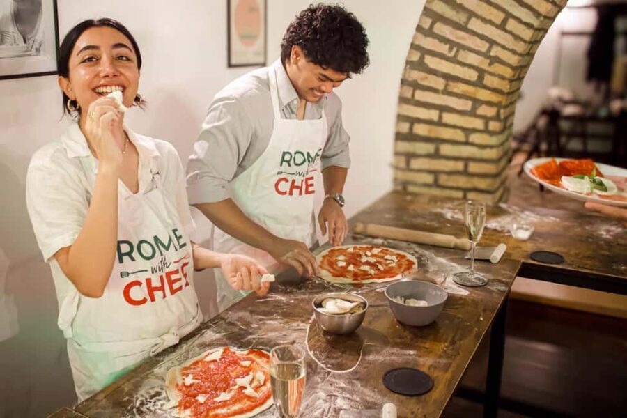 Rome: Hands-On Pizza Cooking Class with Spritz Mixology - The Experience: What to Expect