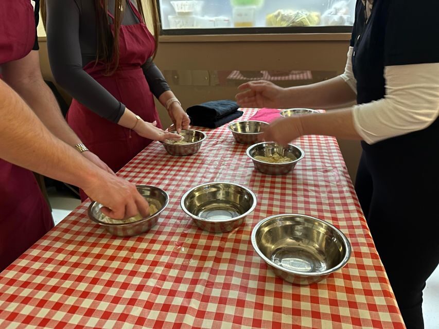 Rome: Homemade Pasta and Tiramisu Cooking Class - What to Expect During the Class