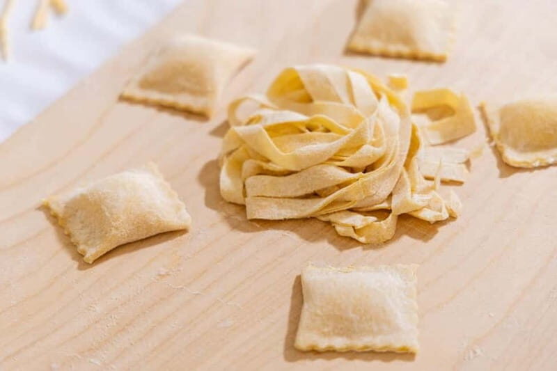 Rome: Ravioli, Fettuccine and Tiramisu Cooking Class - What’s Included?