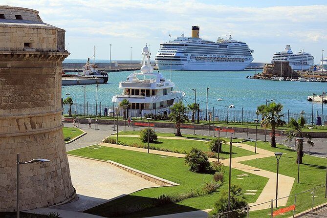 Rome Shore Excursion: Pre-Cruise Private Sightseeing Tour Including Civitavecchia Port Drop-Off - How the Experience Feels in Practice