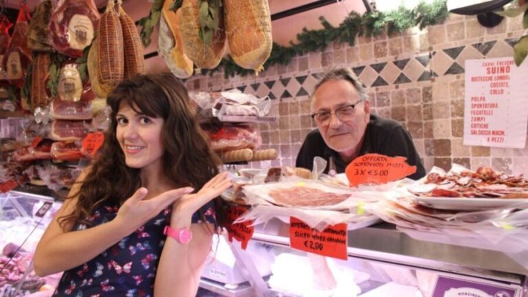 Rome Trastevere Lots of Food in a Small Group Tour - The Itinerary: A Closer Look at Each Stop