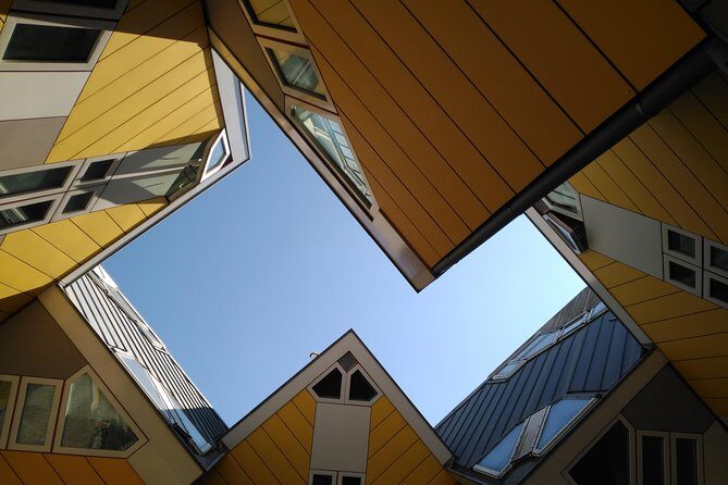 Rotterdam Architecture Highlights Walking Tour - The Experience: Value, Guides, and Atmosphere