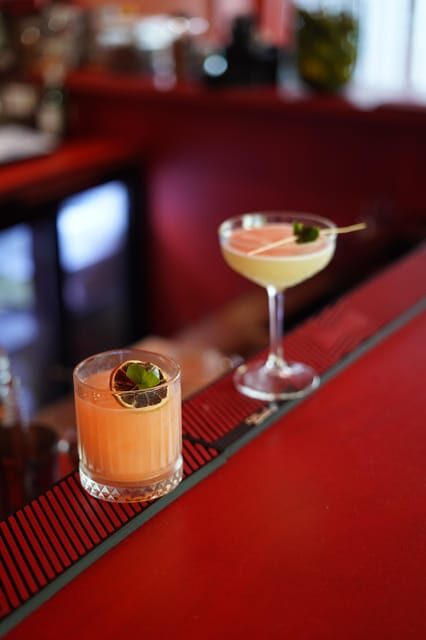 Rotterdam Center: Cocktail Bar Walking Tour - Self Guided - What to Expect from the Tour