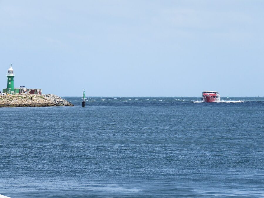 Rottnest Express Star Flyte Express ferry entering Fremantle Harbour