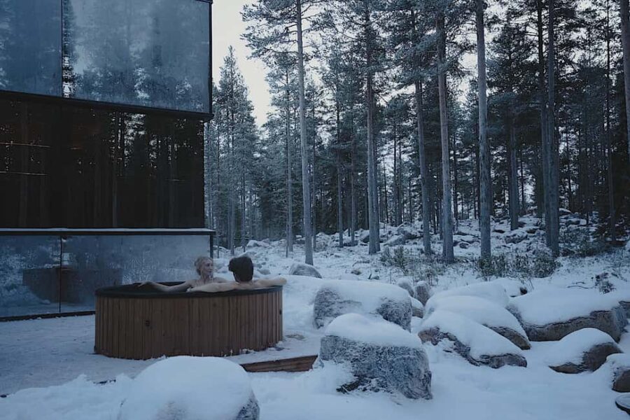 Rovaniemi: Forest Spa, Outdoor hot tubs and bathrobe dinner - Why This Experience Works