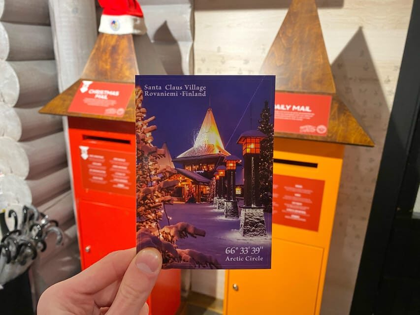 Rovaniemi: Santa Claus Village and Husky sledge/guided tour - Exploring the Husky Park