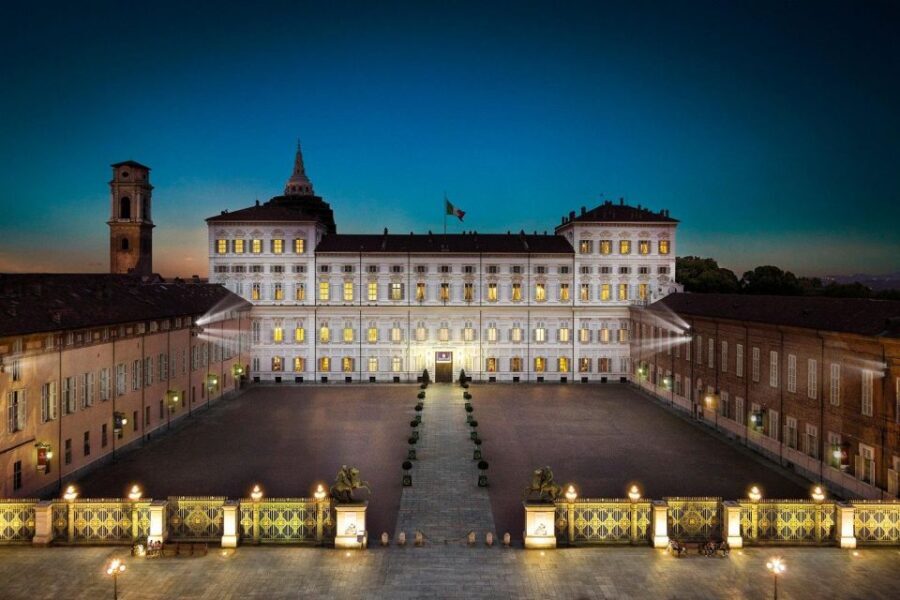 Royal Palace of Turin and Palazzo Madama Night Guided Tour - Exploring Turin by Night: What to Expect