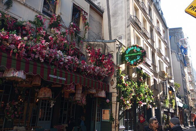 Rude Bastards Tour of Paris - Meeting Points and Practical Info