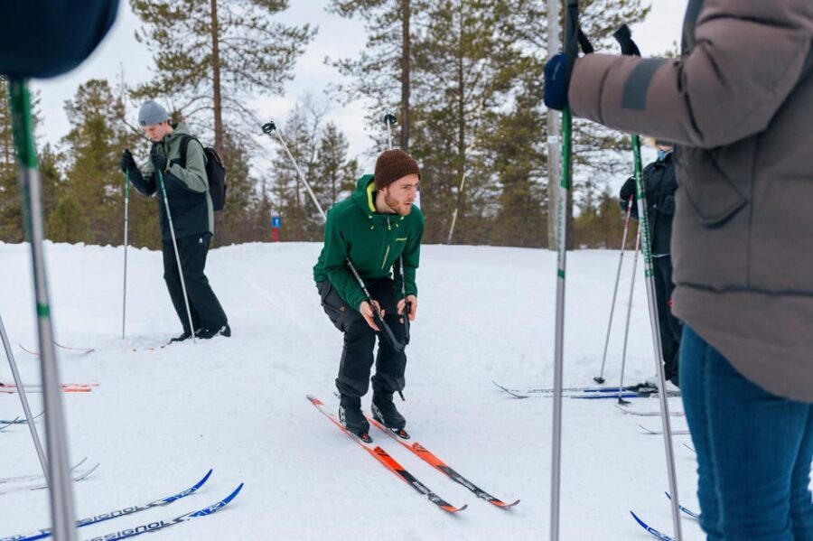 Saariselkä: Cross-Country Skiing for beginners - What to Expect from the Tour
