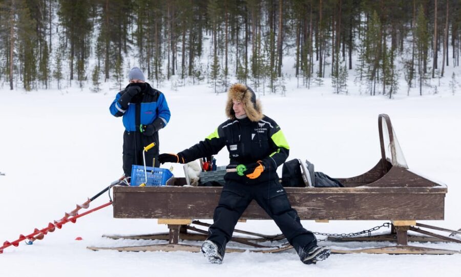 Saariselkä: Ice Fishing Safari by Snowmobile - Authentic Experiences & Practical Details