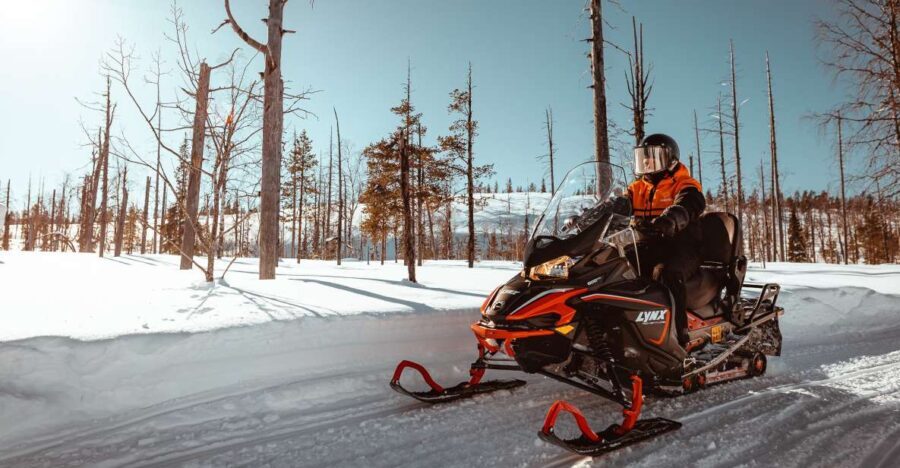 Saariselkä: Snowmobile Adventure for Adults - The Experience Through Reviewers’ Eyes