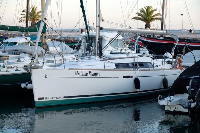 Sailboat in Arrábida, Setúbal - In-Depth Look at the Sailboat Tour