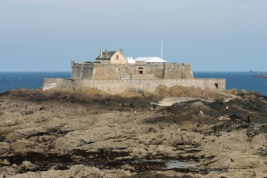 Fort National Saint-Malo at low tide accessible on foot