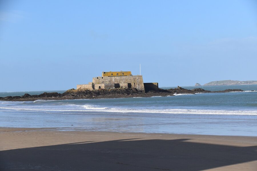 Fort du Grand Be and seascape from Saint-Malo Brittany