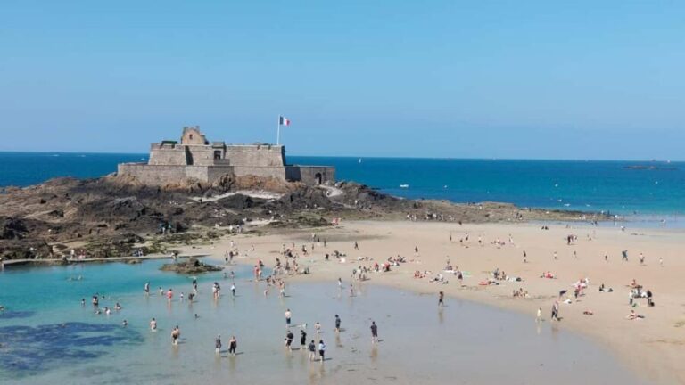 Saint-Malo: Private Guided Tour of the Historic Walled City - The Value of a Private Guide