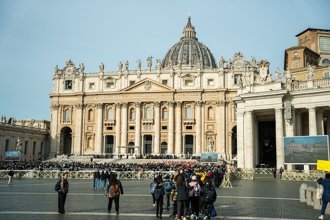 Saint Peter's Basilica Private Tour with privileged access - Practical Details and Tips