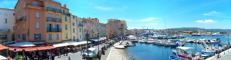 Saint-Tropez panorama with red rooftops and harbour