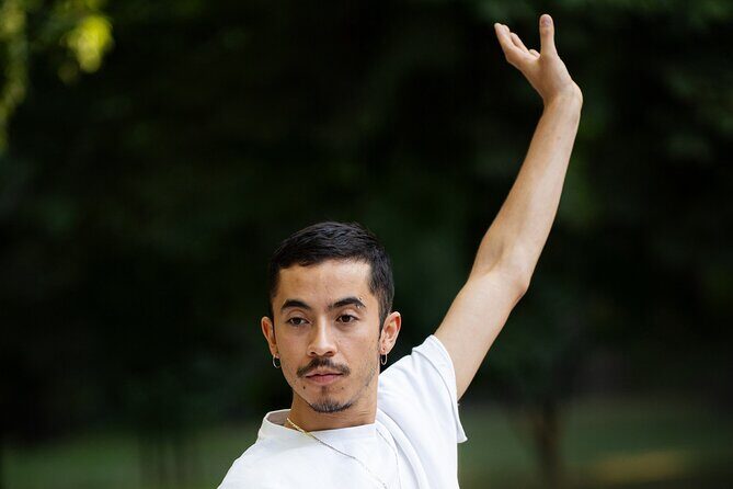 Salsa and Bachata Class in El Retiro park - Practical Details and Value