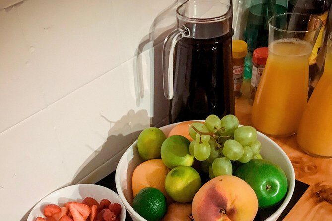 Sangria Cultural Workshop with Tapas - Why This Tour Works Well