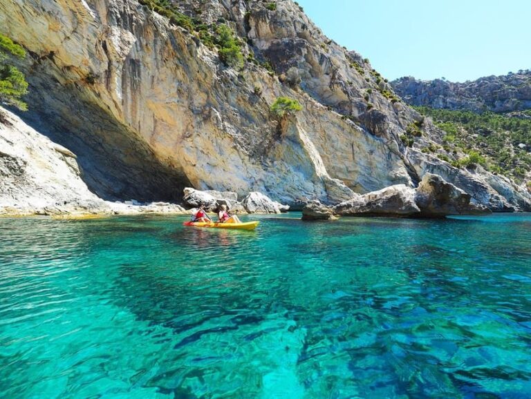 Sant Elm: Guided kayak tour to Cala en Tío with caves - Authentic Insights from Reviews