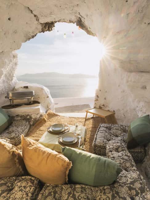 Santorini: Caldera Cave Hike and Dinner - What Makes This Experience Special?