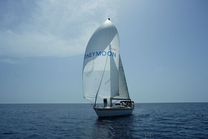 Santorini Oia: Private Sailing Yacht Cruise with Meal and Drinks - Who Would Love This Tour?