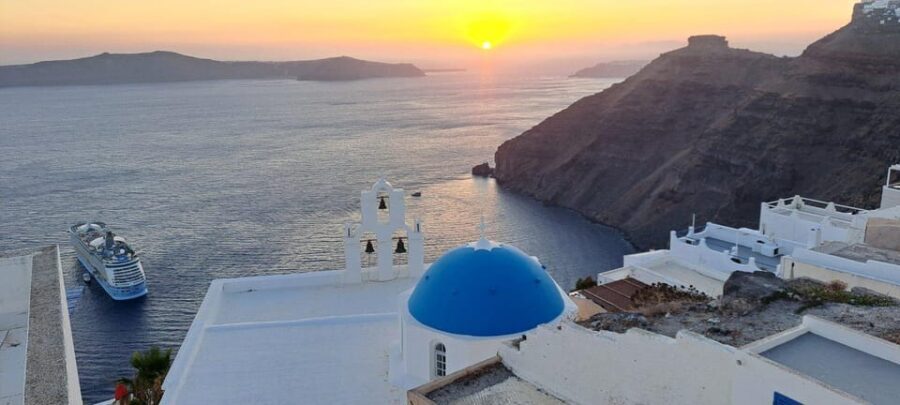 Santorini: Private Tour in Spanish with Local Guide - Practical Details and Value